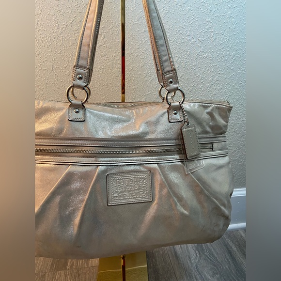 Coach | Bags | Rare Coach Poppy Mettalic Gold Champagne Large Leather ...